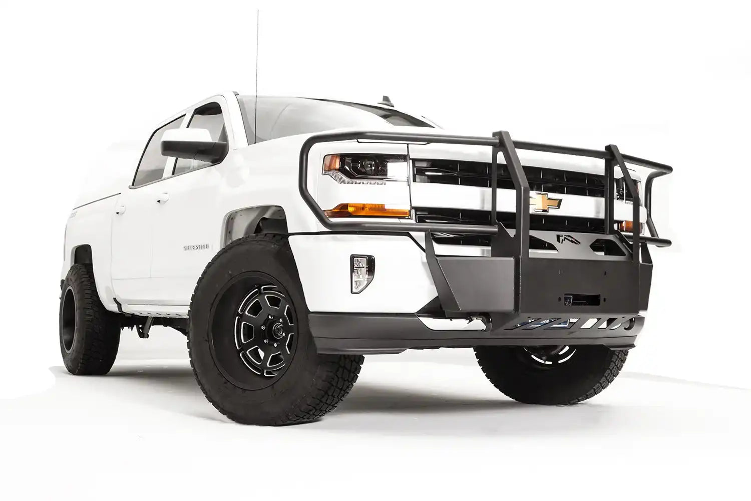 Fab Fours GM16-N3370-1 - Winch Mount 2 Stage Black Powder Coated w/Full Grill Guard – TruckPoint ...