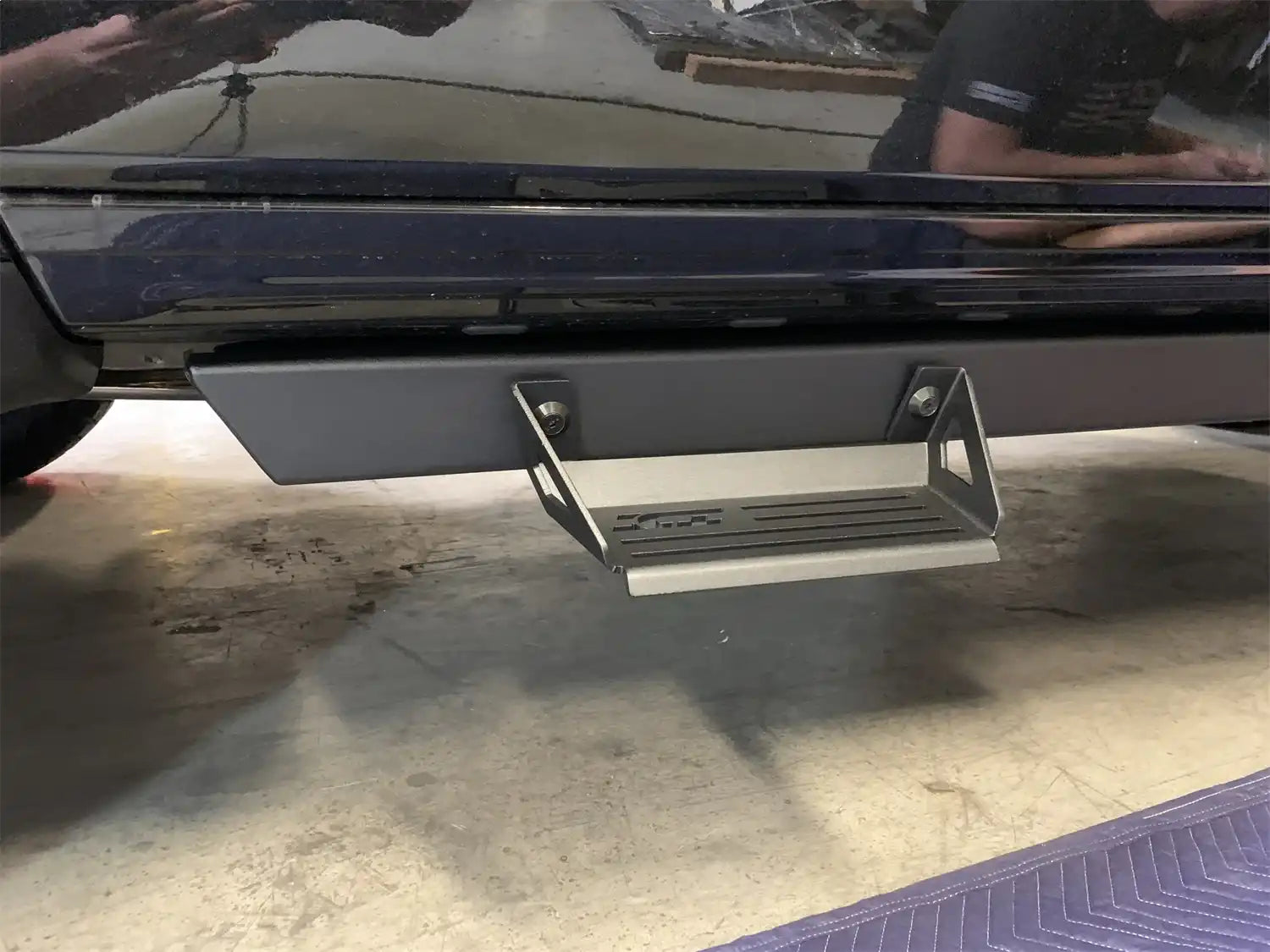 ICI 840121412890 Alumilite Side-Steps w/ Bolt-On Hoop Steps Incl ...